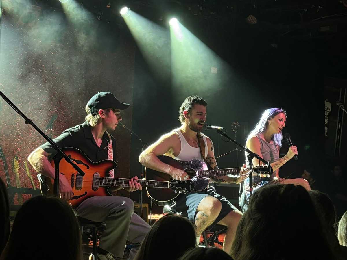 WHRB 95.3 FM - Harvard Radio Broadcasting